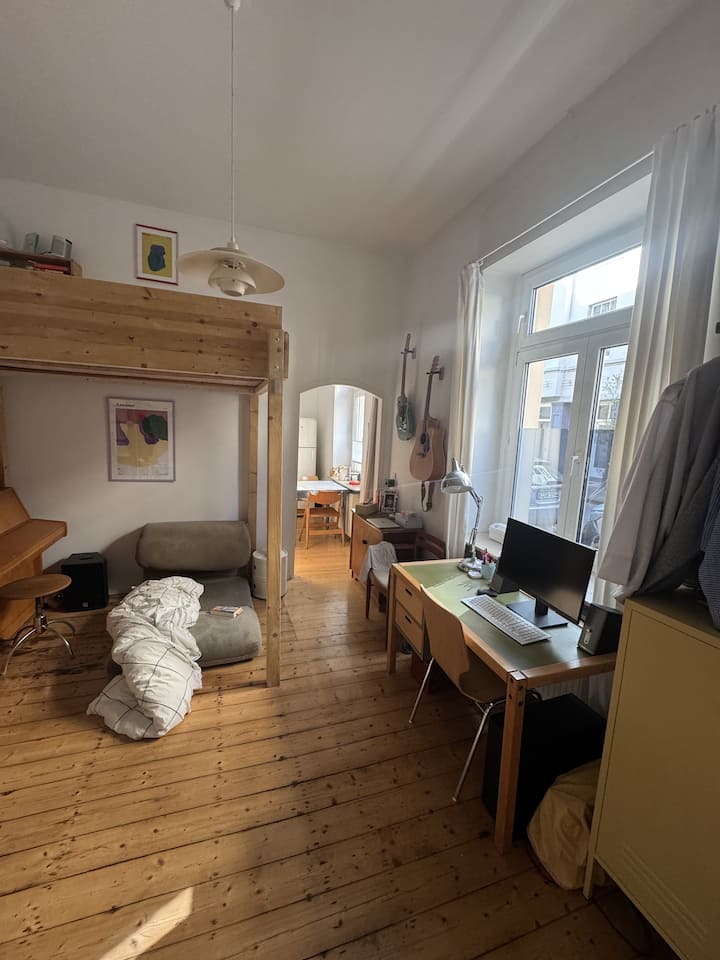 Gemütliche Wohnung Mit Altbaucharme Und Klavier - Cologne