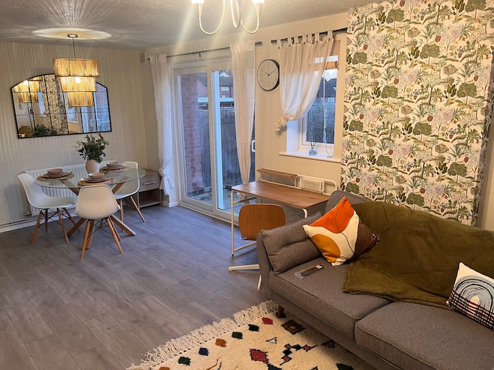 Beautiful 3 Bedroom Home - Shrewsbury