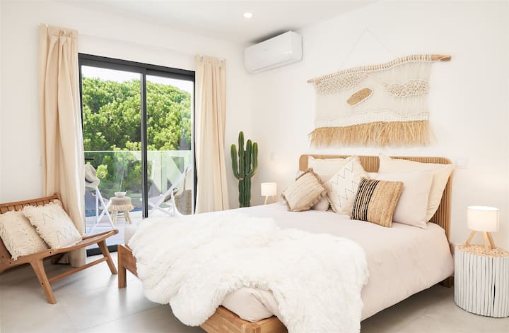 The Southwest Collection F - Surfboards Bikes Incl - Aljezur