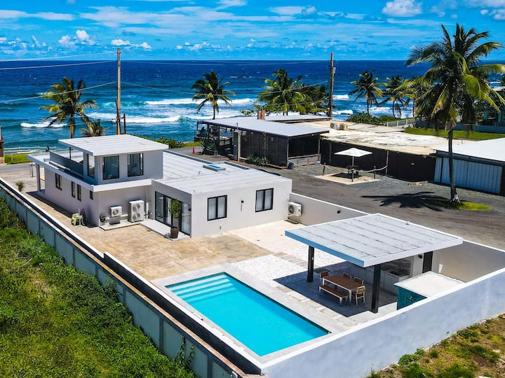 Modern Waterfront Villa W/ Pool – Villa Perla - Porto Rico