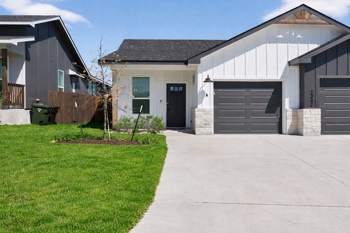 New! Dog-friendly Modern 3br Near Dt/med Ctr! - Temple, TX