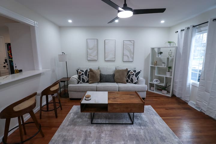 Rest And Play - Shawnee, KS