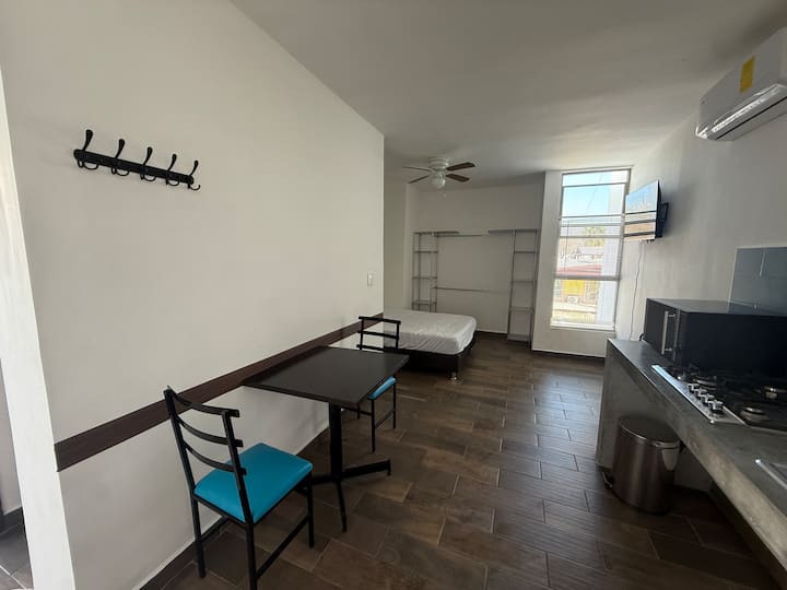 Habitación Privada, Edifico De Departamentos - Piedras Negras