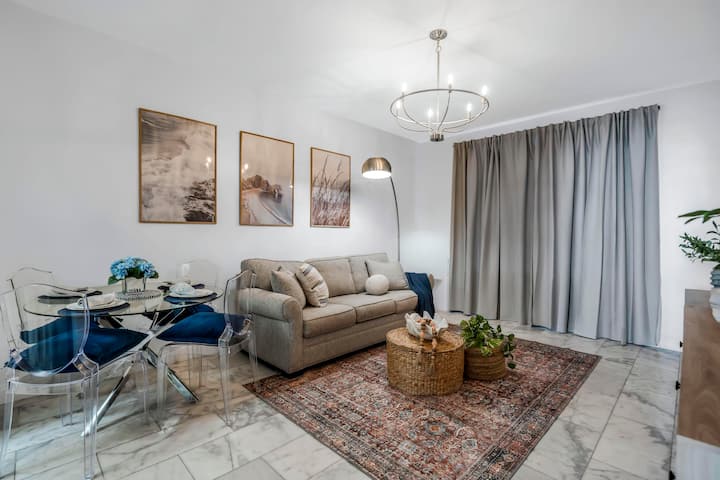 Sunny Miami Beach Escape - 15 Minute Walk To Ocean - South Beach, FL