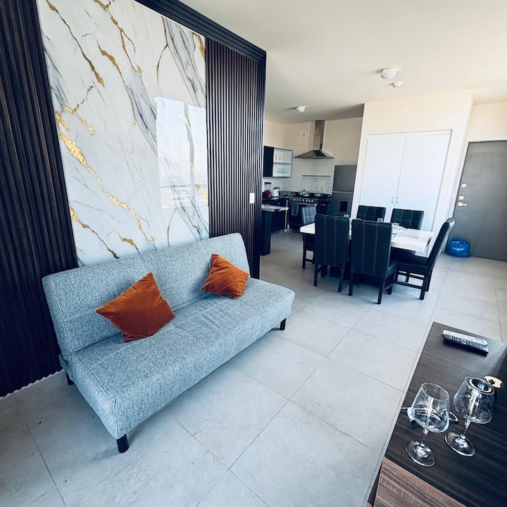 Amplio Departamento Frente A Fundidora Y Arena Mty - Monterrey
