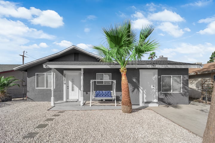 Vegas Getaway | 10 Minutes To Strip & Fremont St. - North Las Vegas, NV