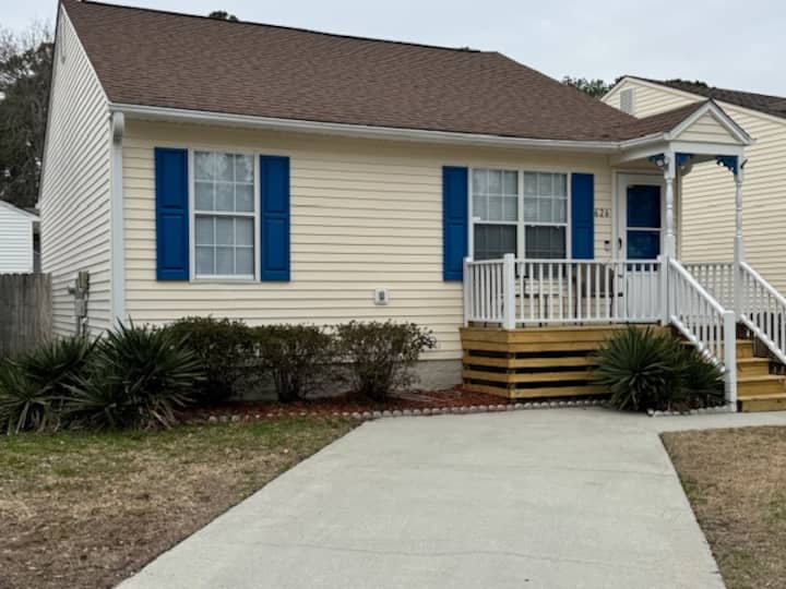 Varsity Cottage - Well Appointed Great Location - Wilmington, NC