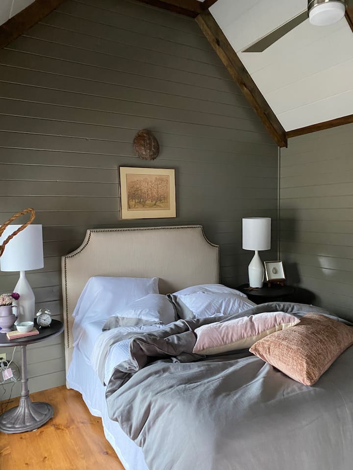 Room 6 At Andiamo Lodge - Mentone, AL