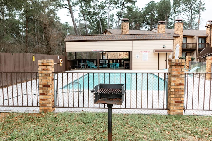 The Huntsville Nest | 2br Near Shsu | Pool | Wifi - Huntsville, TX