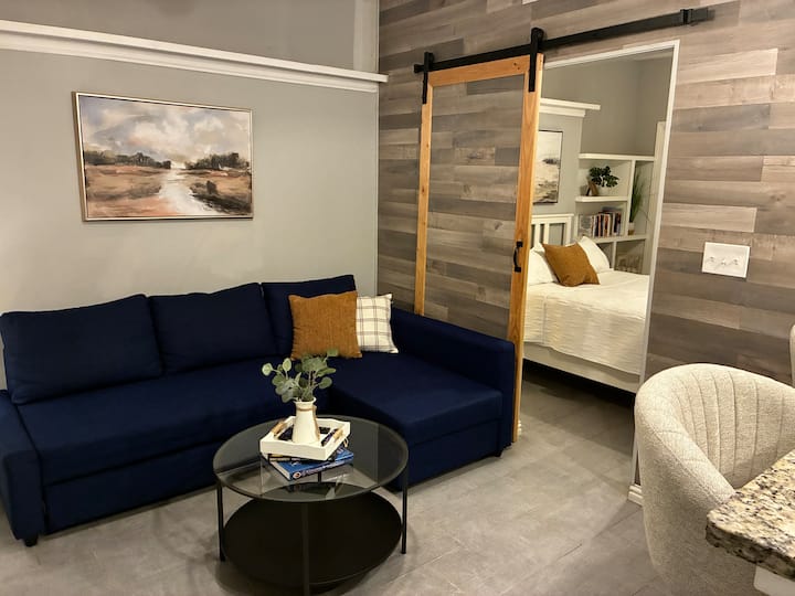 Peaceful Guest Suite Near Bishop Arts - DeSoto, TX