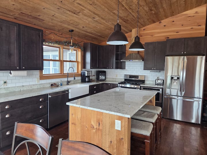 A Beautiful House For Family And Friends! - Tower, MN