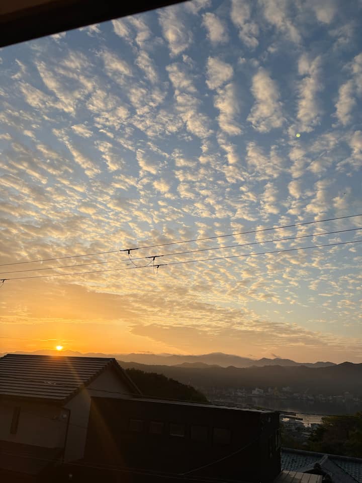 【新オープン】海を眺める静かな一棟貸し　淡路島の朝日 - Minamiawaji