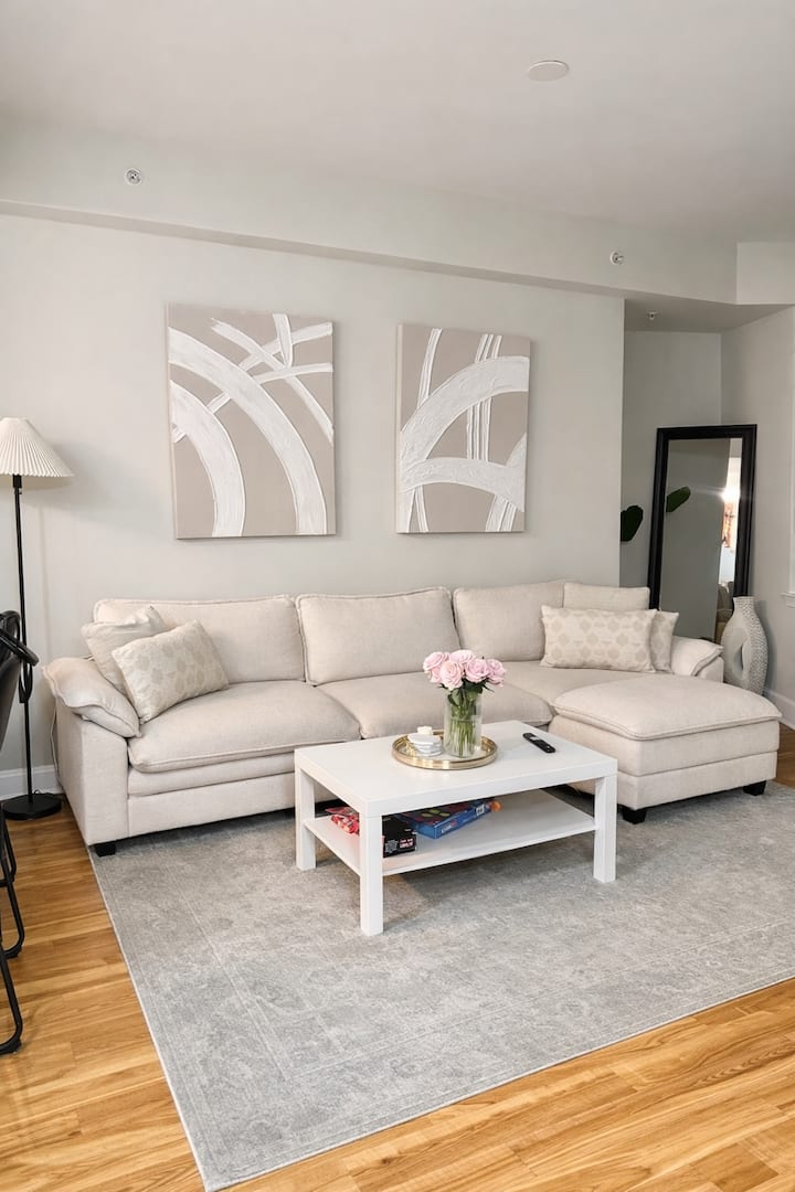 Cozy Apartment With Natural Lighting - Alexandria, VA