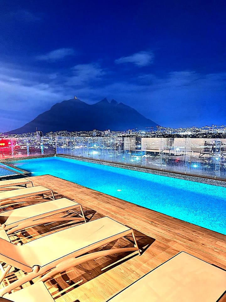 Depa Con Alberca En Zona Fundidora Y Santa Lucia - Messico