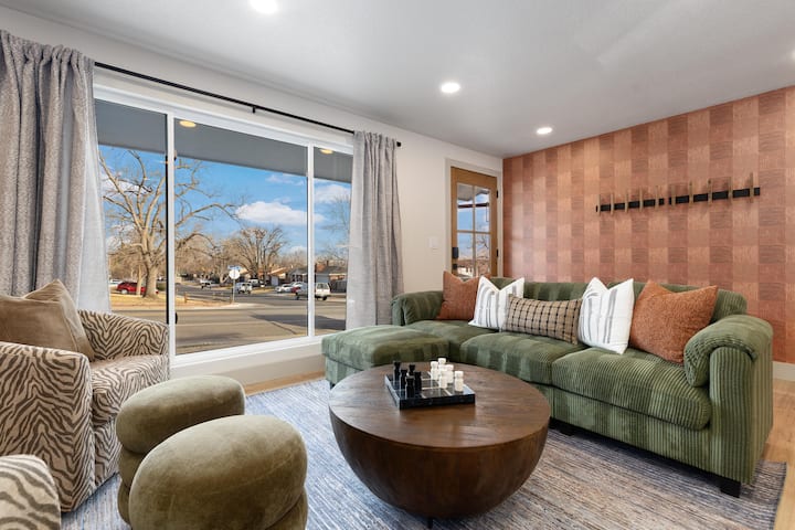 Lamar Haus | Luxury 5br Near Denver & Red Rocks - Arvada, CO