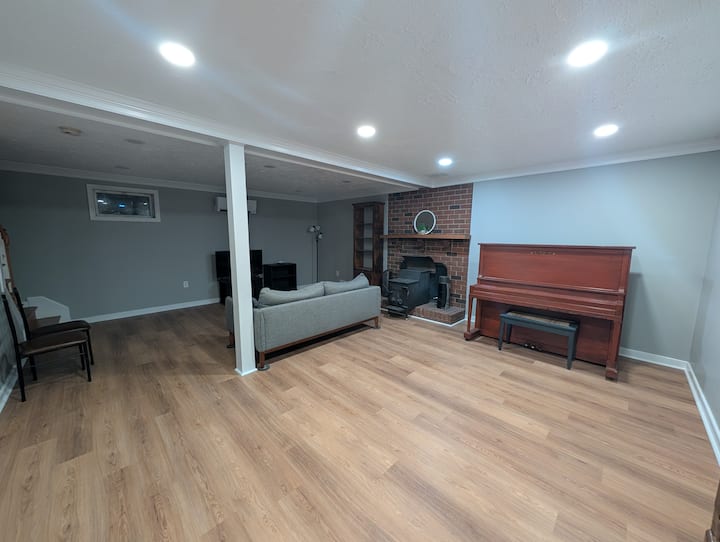 Your Home Base For Good Vibes & Easy Days - Chesterfield, VA