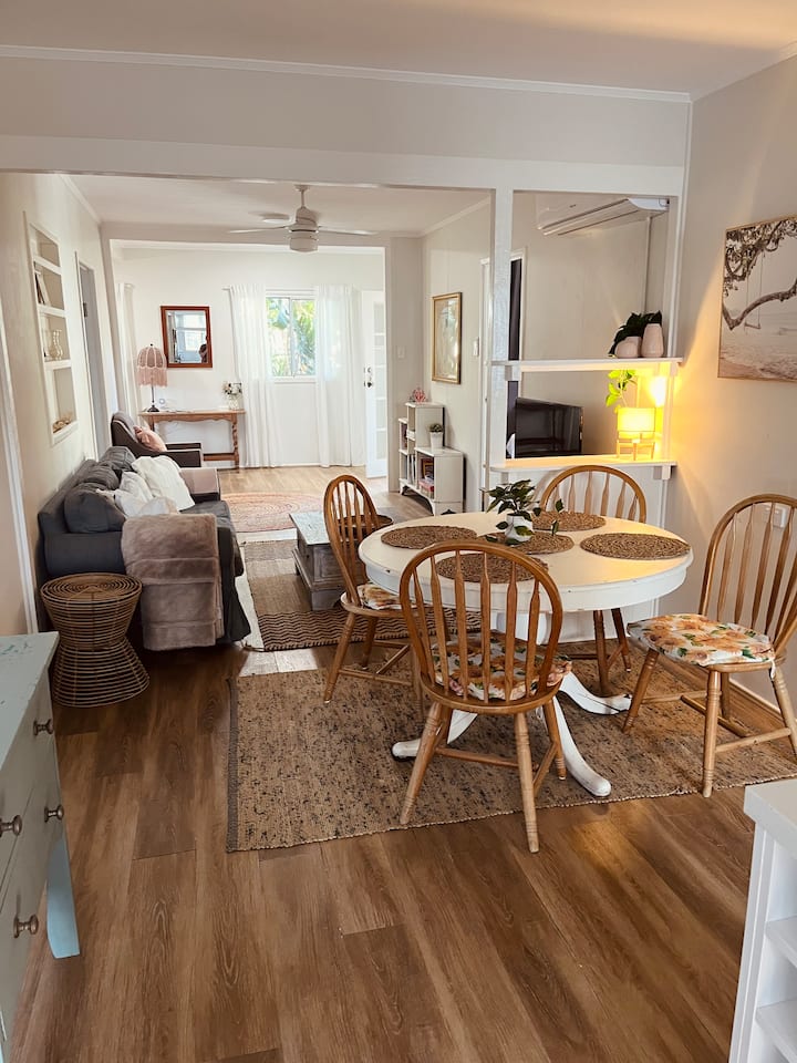 Coastal Cottage In Scarborough Pet Friendly - Redcliffe