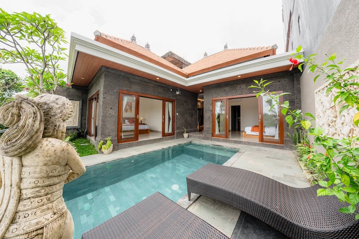 2br Scenic Tropical Villa With Private Pool | New - Australia