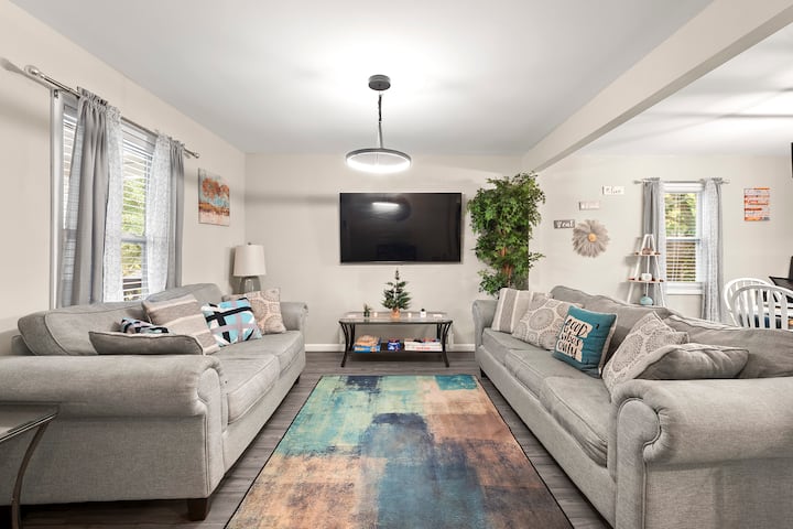 Stylish, Comfortable 3br 2ba Gem Near Downtown Atl - Atlanta, GA