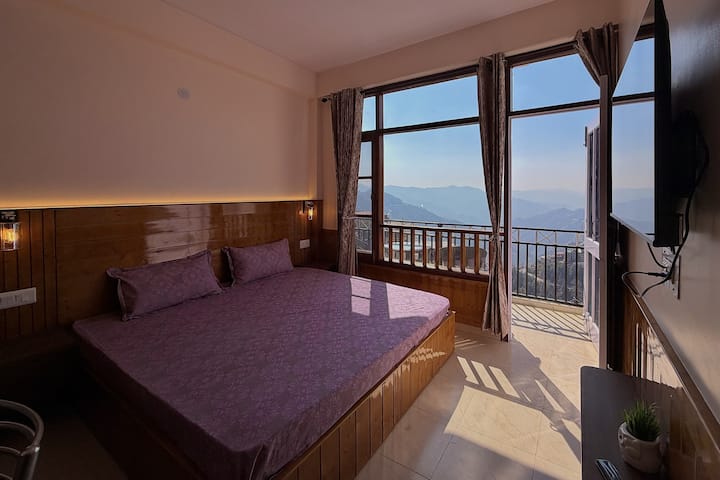 Irra Homes · The Cabin · Panoramic Valley Views - Shimla