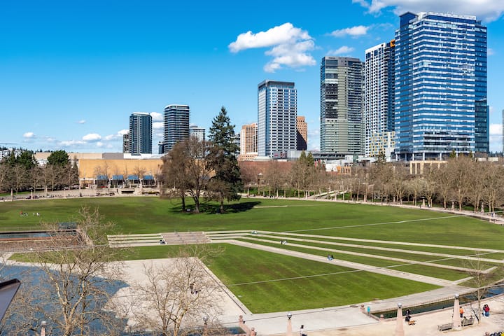 1br | Gym, Views | Bellevue | Sophari Parkside J - Bellevue, WA