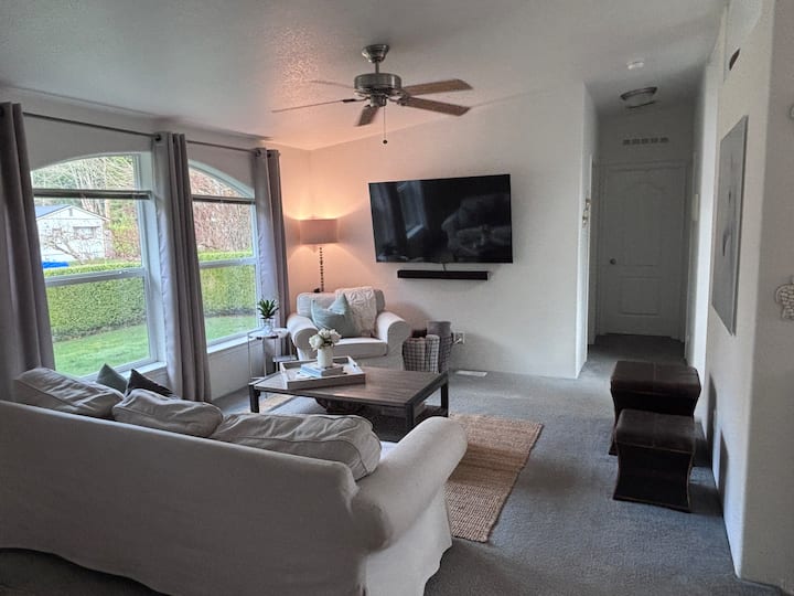 Quiet 3br Beach House: Half-mile To The Sand - Point Roberts