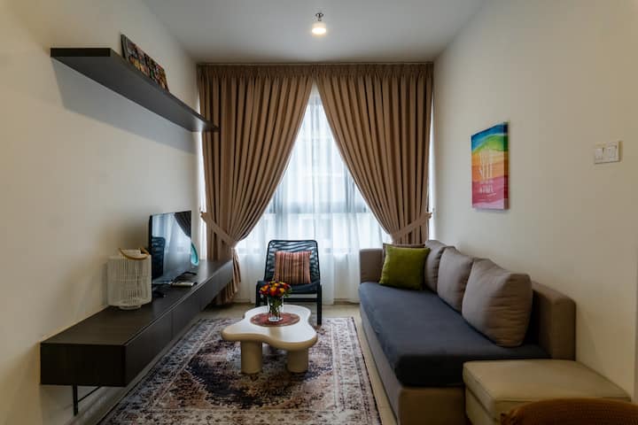 Aman Homes @ I-city (Wifi, Tv Box, 1 Carpark) - Shah Alam