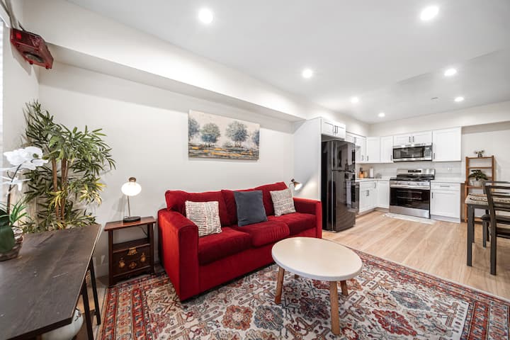Sleek 1br Oasis By Usc, Dtla & Koreatown - Los Angeles, CA