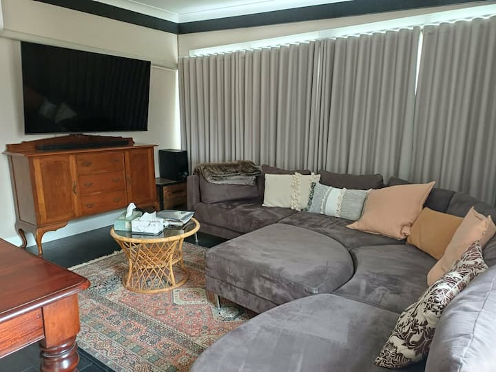 Historic Rylstone Manse Near Mudgee Wineries - Kandos