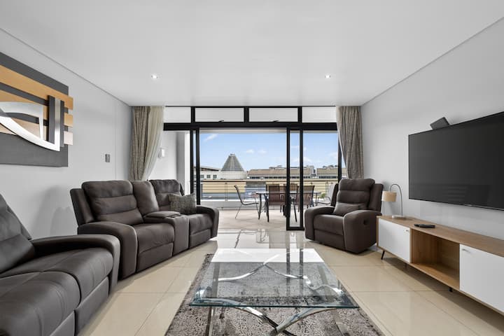 Palm Boulevard 404 | 3bed Luxury - Gateway - Umhlanga