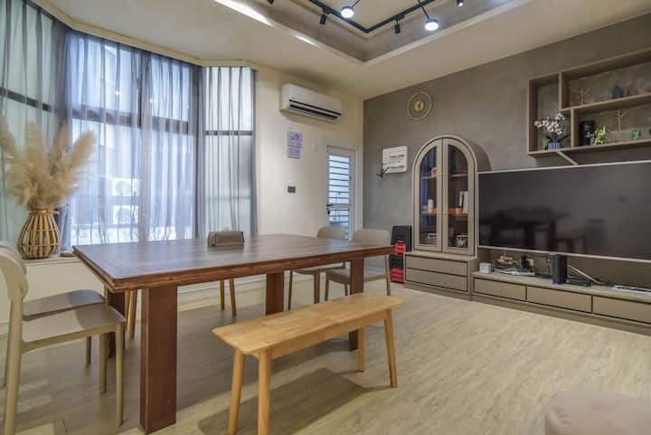 【Hsu's Place/許宅永華/包棟民宿】12~14人包棟ⅱ獨立套房ⅱ近安平/海安路/國華商圈 - Tainan City