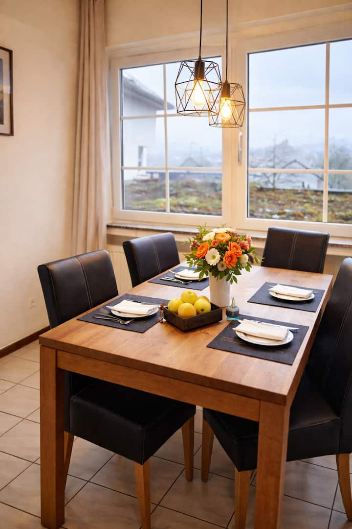 Große Ferienwohnung • Terrasse & Grill • 6 Gäste - Bollendorf