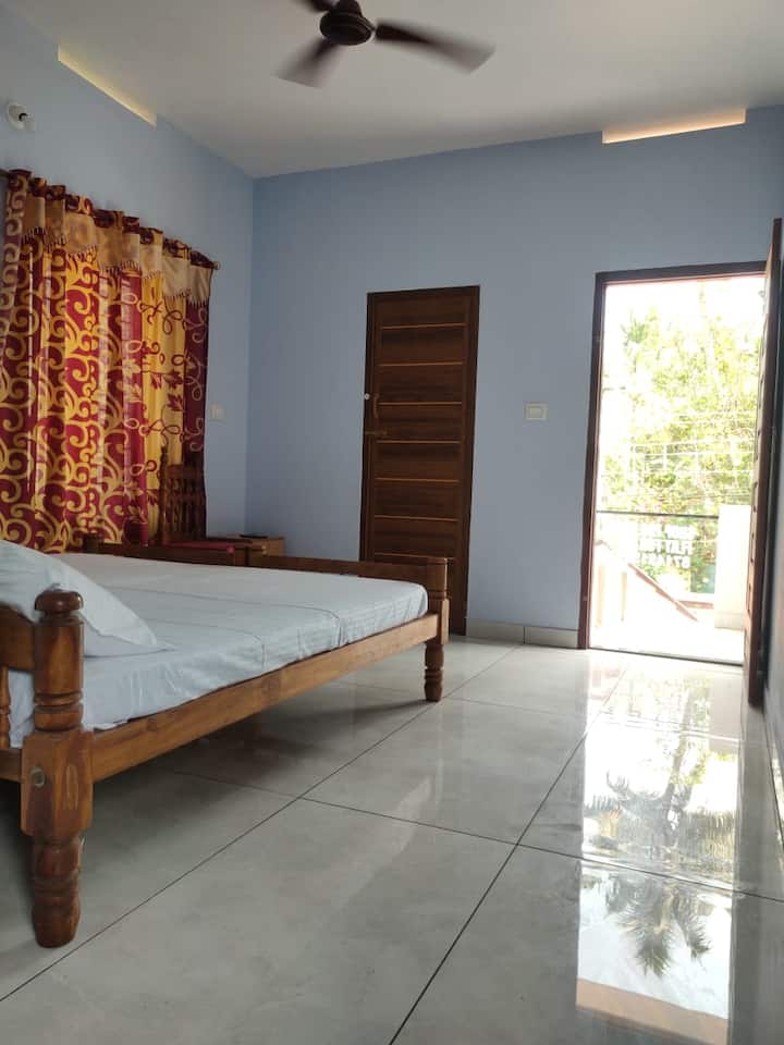 Have Fun With It Chill With Mates - Varkala