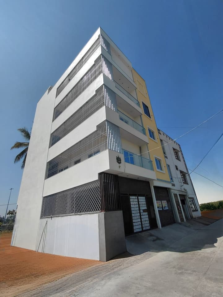 Sk Residency 

Appartment With Minimal Charges - Hosur