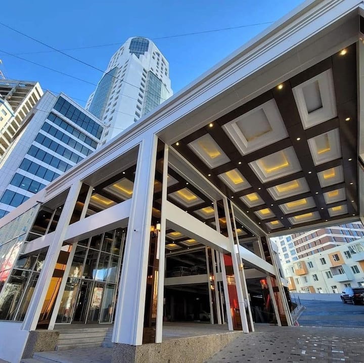 Premium City Center Apartment, Walk Everywhere - Mongolia