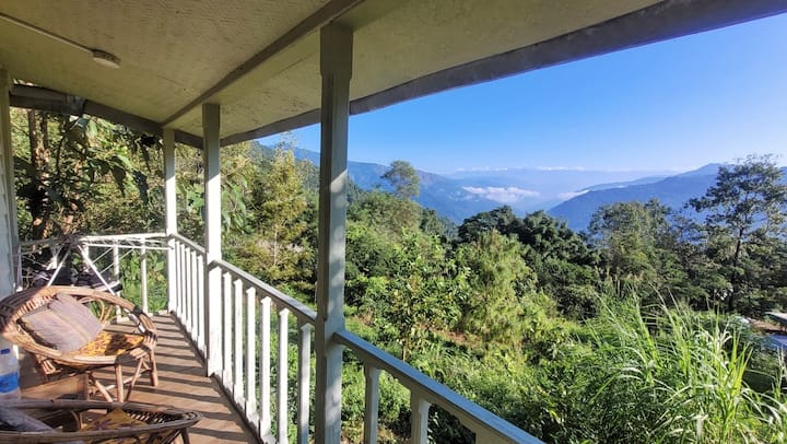 Entire Auks Farm, 3 Private Cottages (10 Guests) - Kalimpong