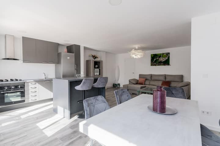 Apartamento Moderno En Valencia Conterraza Privada - 