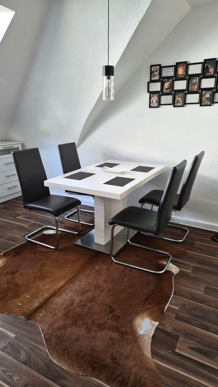 Gemütliche Dg-wohnung Stadtnah Und Ruhig - Recklinghausen