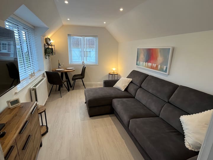 Cosy, Quirky & Upside Down Coastal Retreat - Weymouth