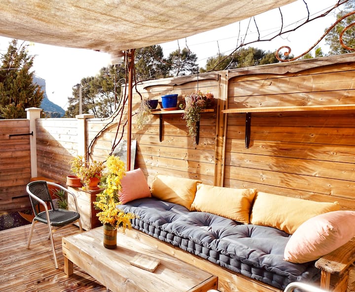 Petite Maison Cosy Avec Terrasse Et Vue Falaise - Cassis