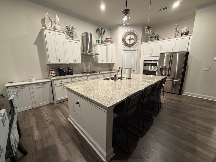 Beautiful, 2 Bedroom, Cozy Home Away From Home. - Sumter, SC