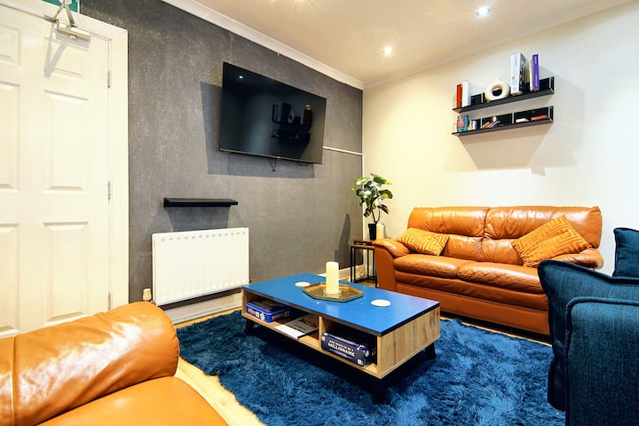 5 Bed Semidetached Newhouse University Of Warwick - Coventry