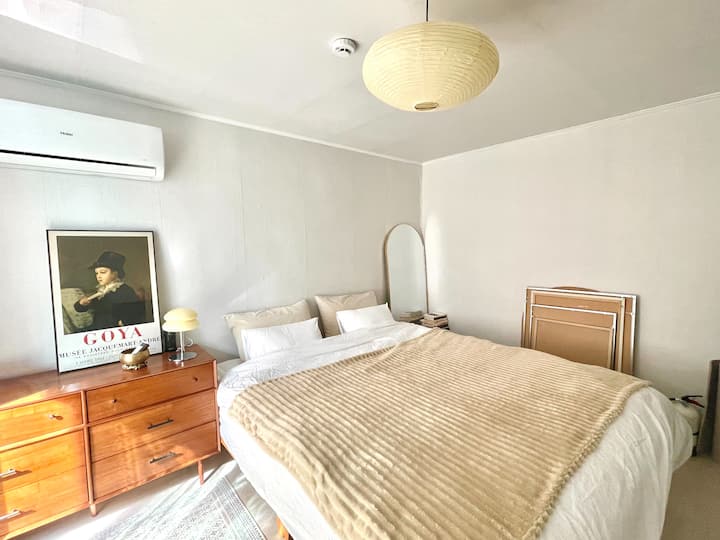 Stylish 2br In Seoul, 1 Hr From Icn By Express Bus - Seoul