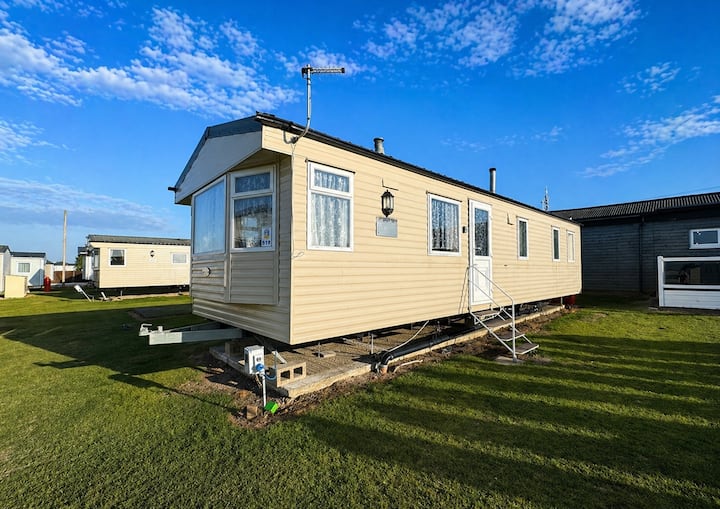 Caravan At Harts In Kent, Ref 74018b - Faversham