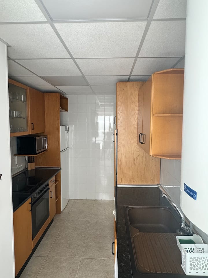 Large Family Apartment With Pool, Beach, Sleeps 10 - Cambrils