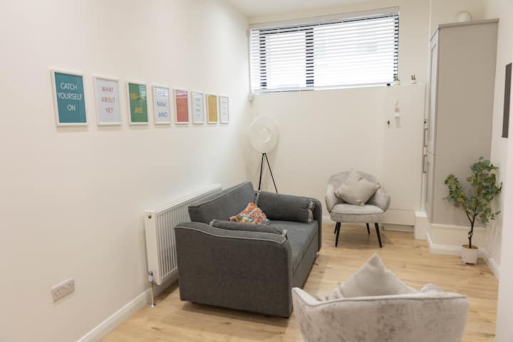 Derry City Centre Location - Ferryquay Suites - Derry