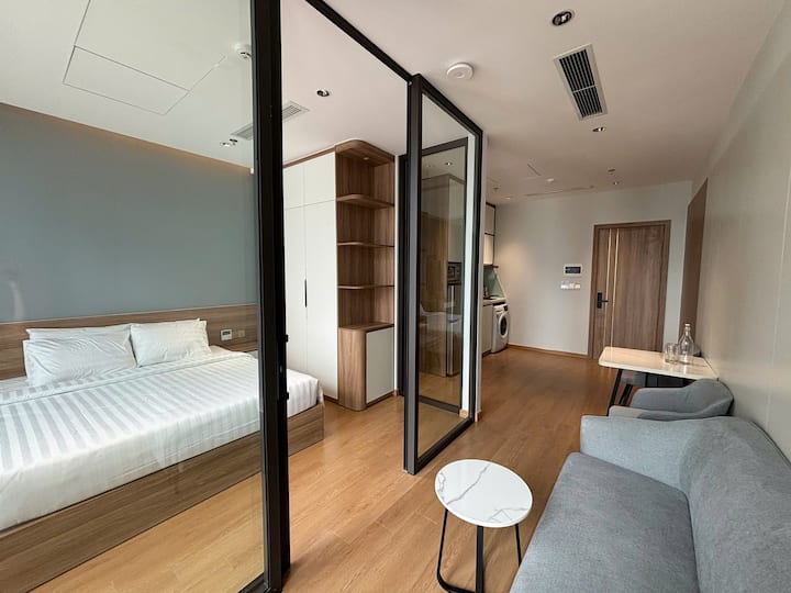 Anora/ Sunny 1br With Balcony - 10 Mins To My Khe - Da Nang
