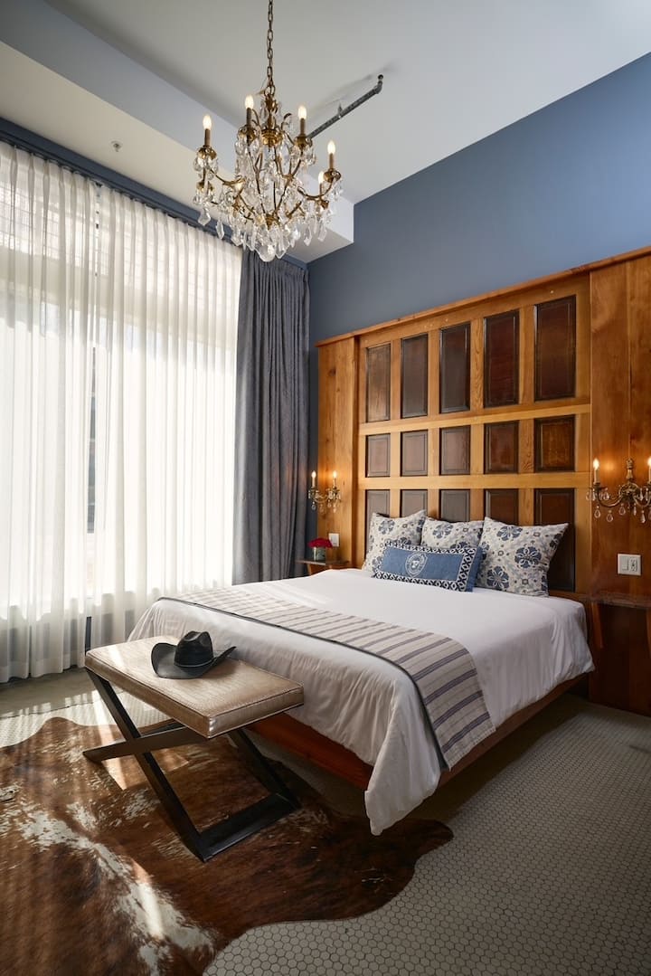 3br/3ba Large Luxury Suites Across From Mercantile - Pawhuska, OK