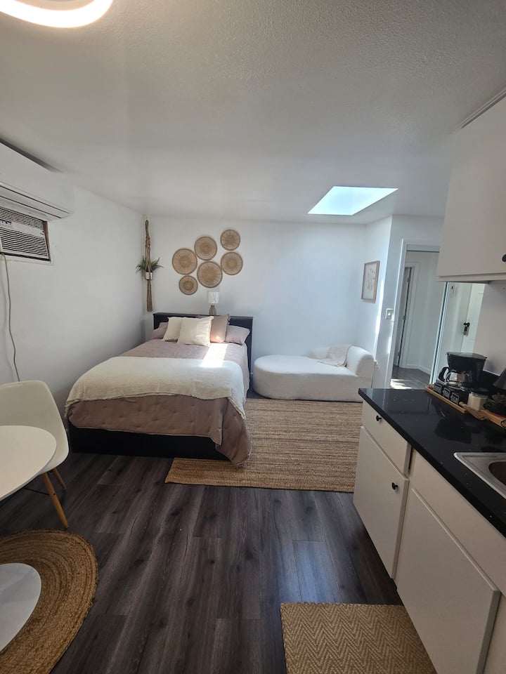 Romantic Hideaway - Fashion District - Los Angeles