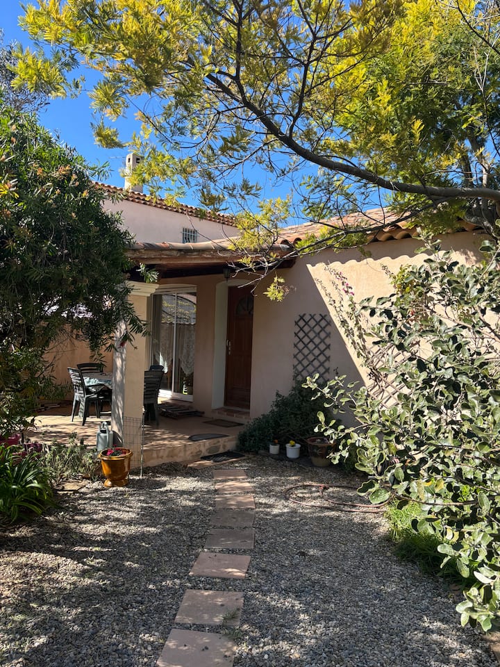 Maison Au Pradet : Proche Centre-ville Et Plages - Le Pradet